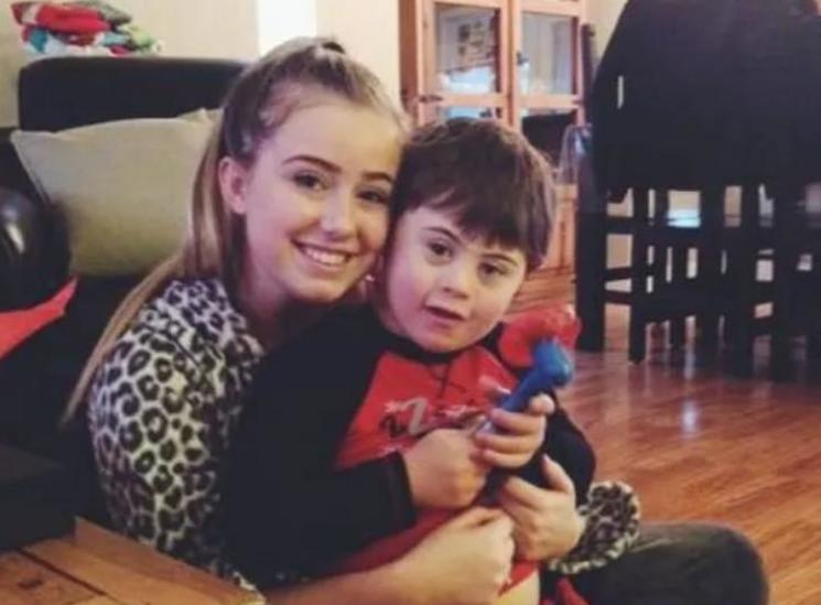 FILSDOWNFETERANNIV4 - ProSvět.cz